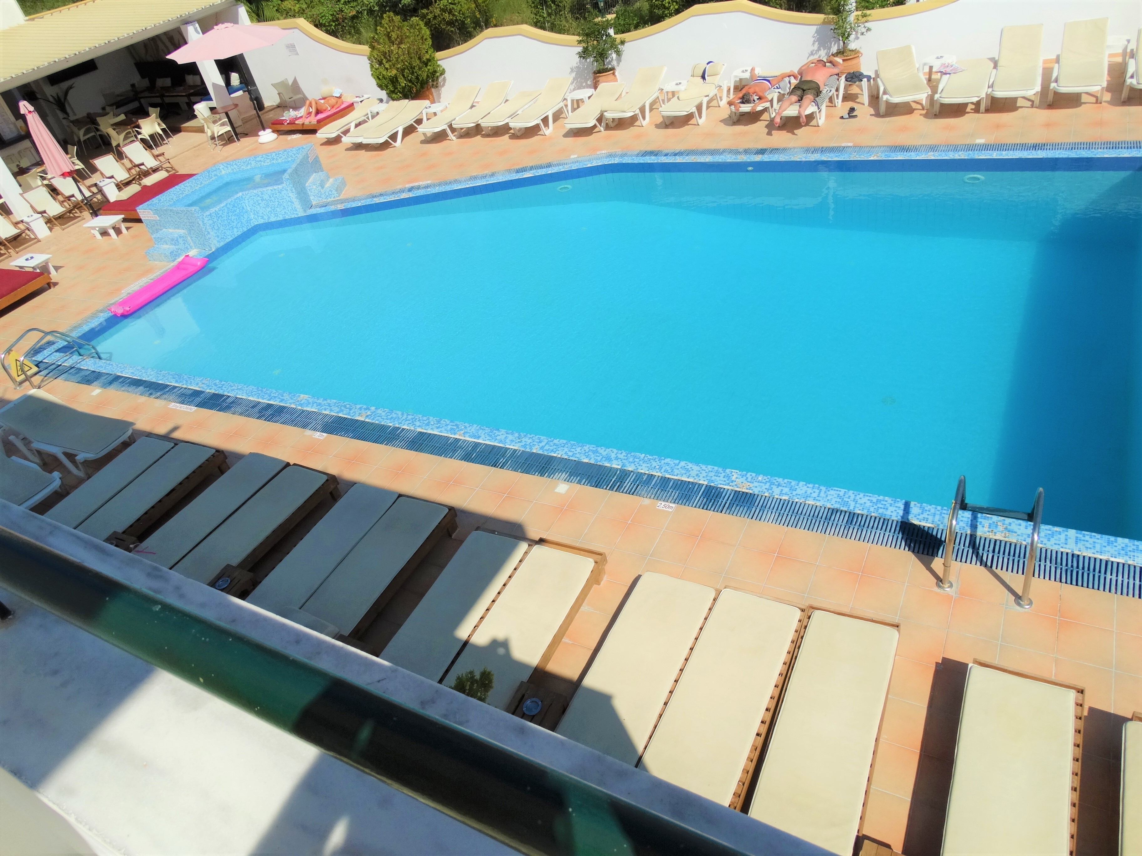 Oasis Beach Club in Kavos | TUI.co.uk