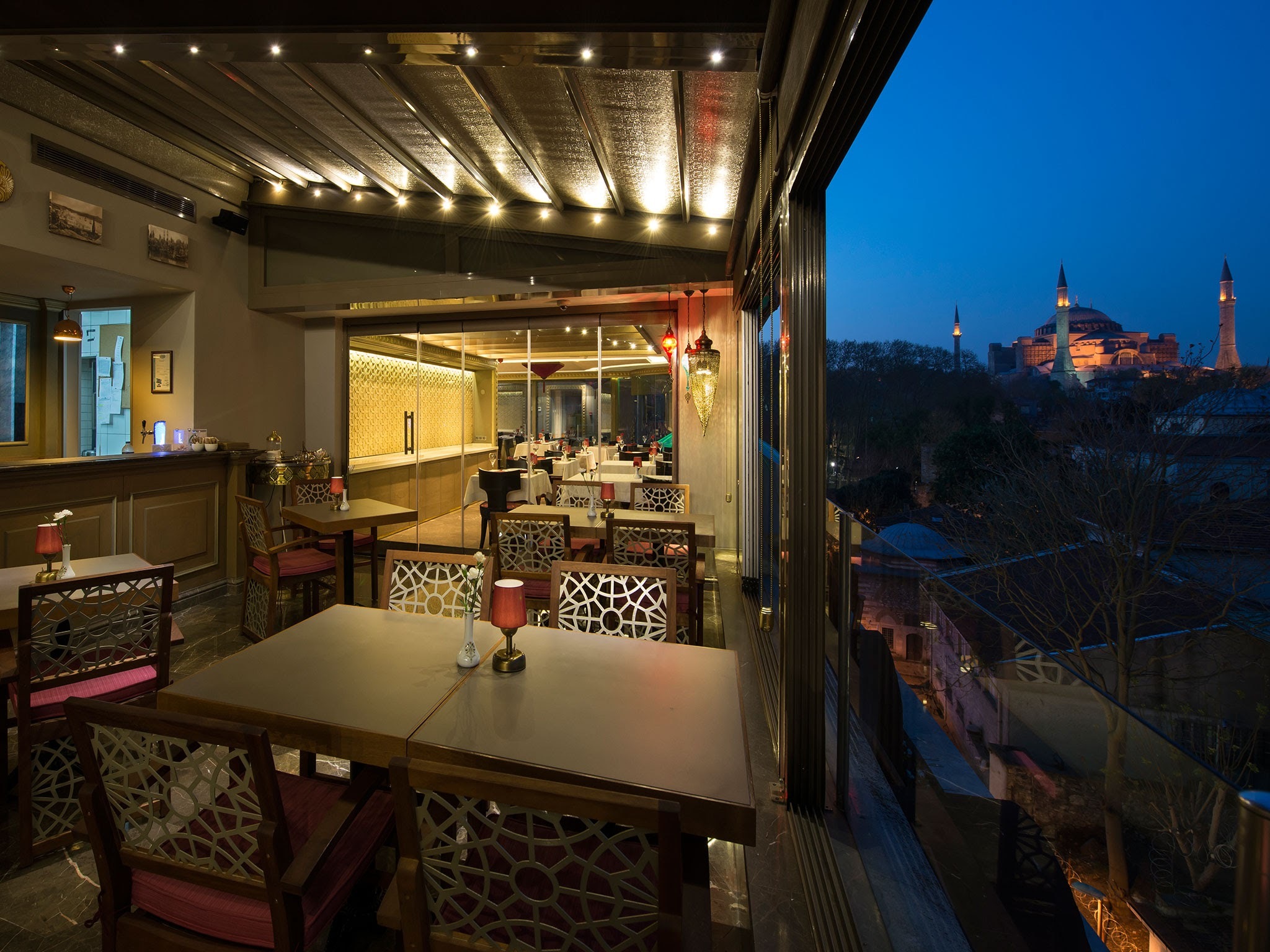 Yasmak Sultan in Istanbul | FirstChoice.co.uk